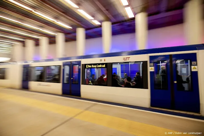 Problemen lijnen E en D verholpen, metro's stoppen weer overal