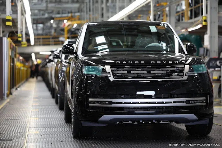 Jaguar Land Rover legt productie langer stil door cyberaanval