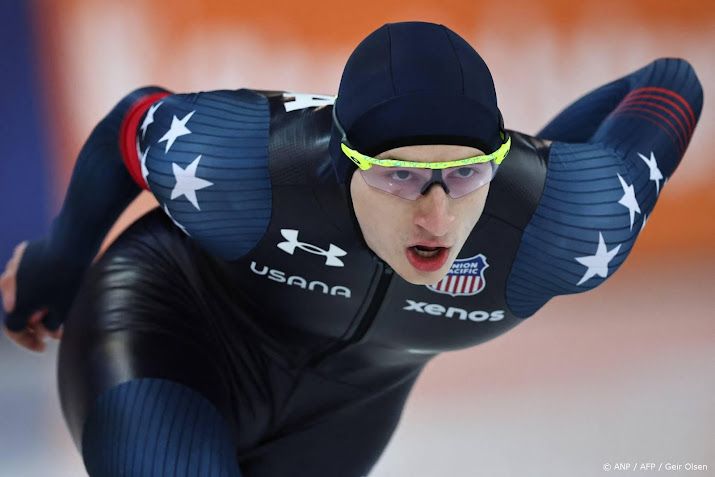 Schaatser Stolz blijft De Boo voor en wint 1000 meter in Calgary