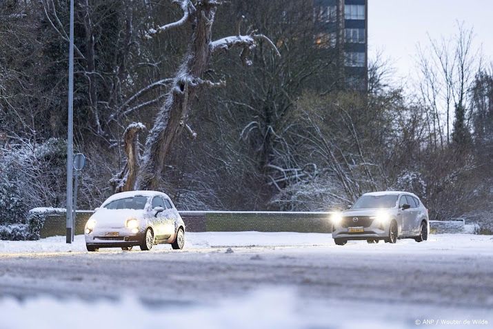 N33 en N46 dicht door winterweer in Groningen