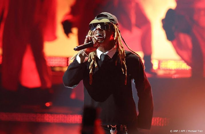 TMZ: rapper Lil Wayne is verloofd