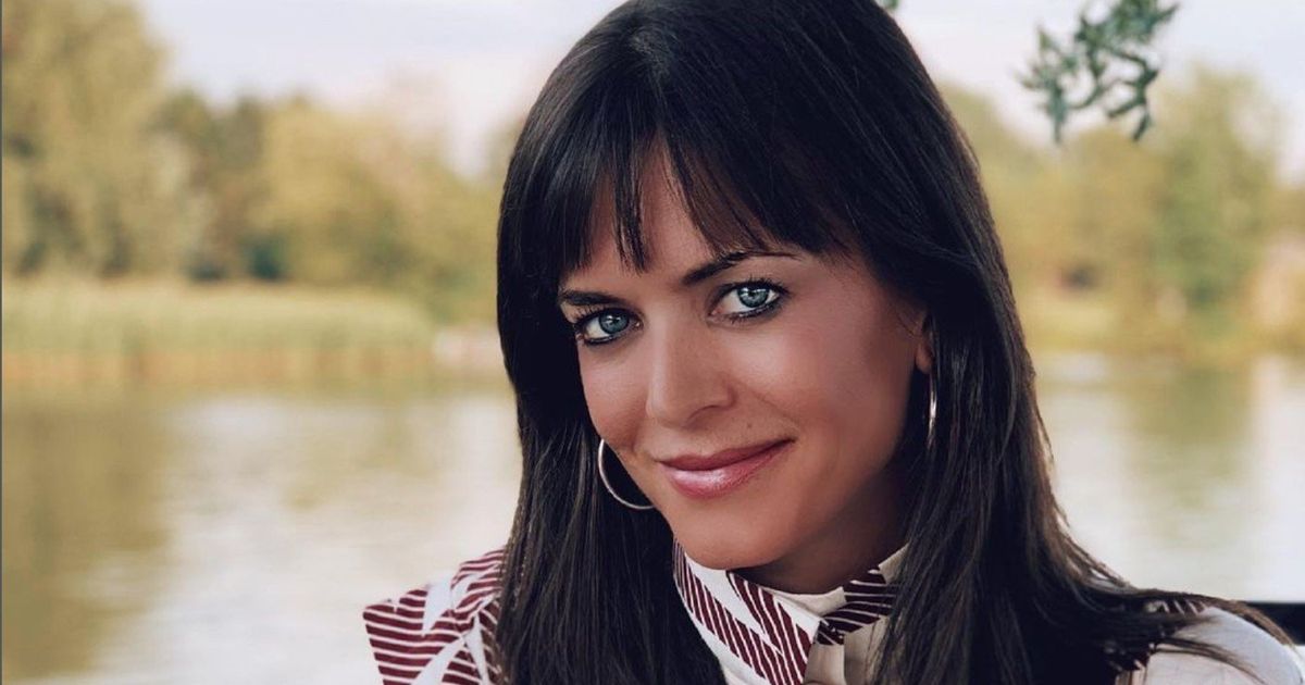 Astrid Coppens krijgt bezoek van oude bekende, ziek dochtertje Billie ...