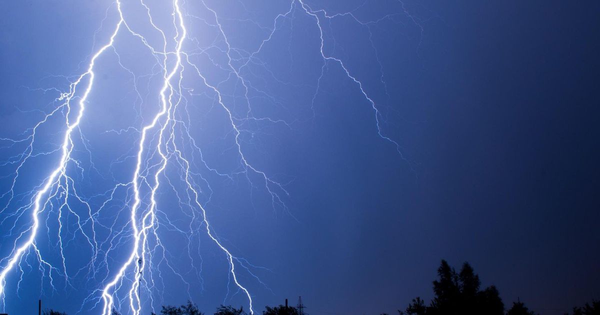 KMI komt met ernstige waarschuwing over nakend onweer