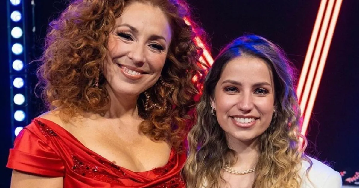 Coach Natalia moet op haar strepen staan bij 'The Voice'-kandidate Louise