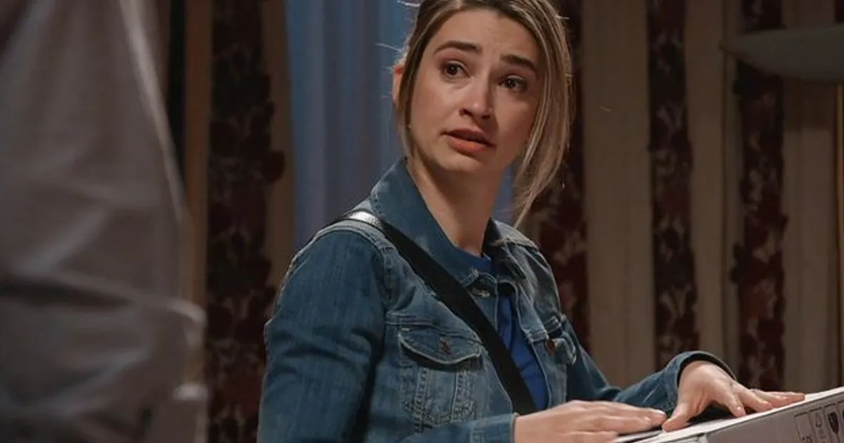 Komt Stefanie toch terug voor huwelijk van Benny? 'Familie'-actrice ...