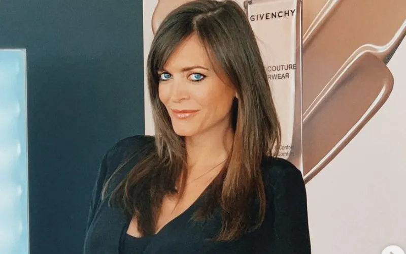 Astrid Coppens showt strakke lichaam in badpak: "Wauw, en dat na twee ...