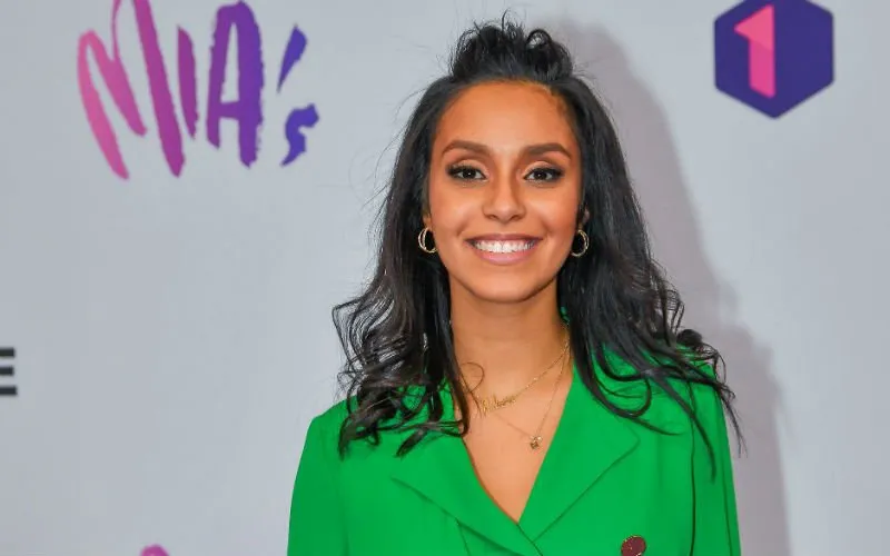 Nora Gharib over haar zwangerschap: "Dat zijn dikke leugens!"