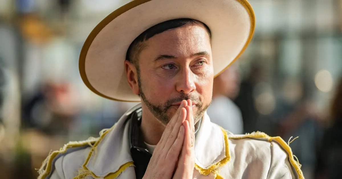 Zanger Gustaph heeft heel droevig nieuws te melden: "Onmenselijk!"