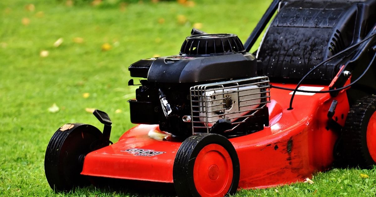 Hoelang moet je je gras eigenlijk nog maaien? Pas dan hoeft het niet meer!