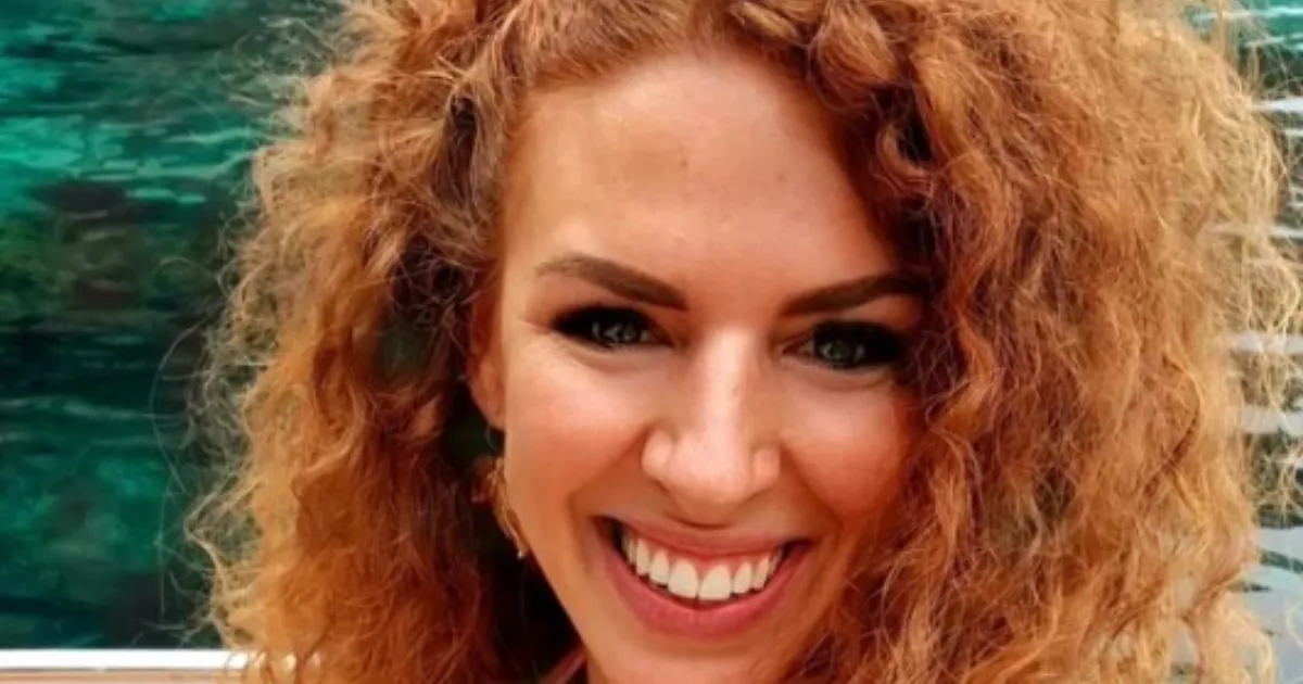"Wat een babe!": Candice Martens uit 'Blind Getrouwd' laat Instagram ...