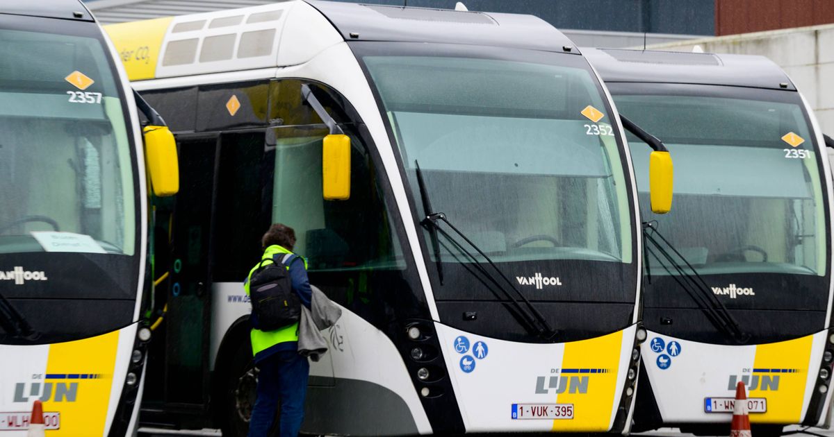 Wachten op een bus die niet komt: Hoe is het zo mis kunnen gaan bij De ...