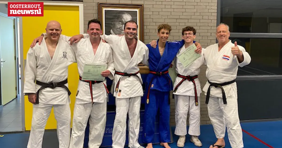 Zwarte band judo voor Bram, Robbin en Mark