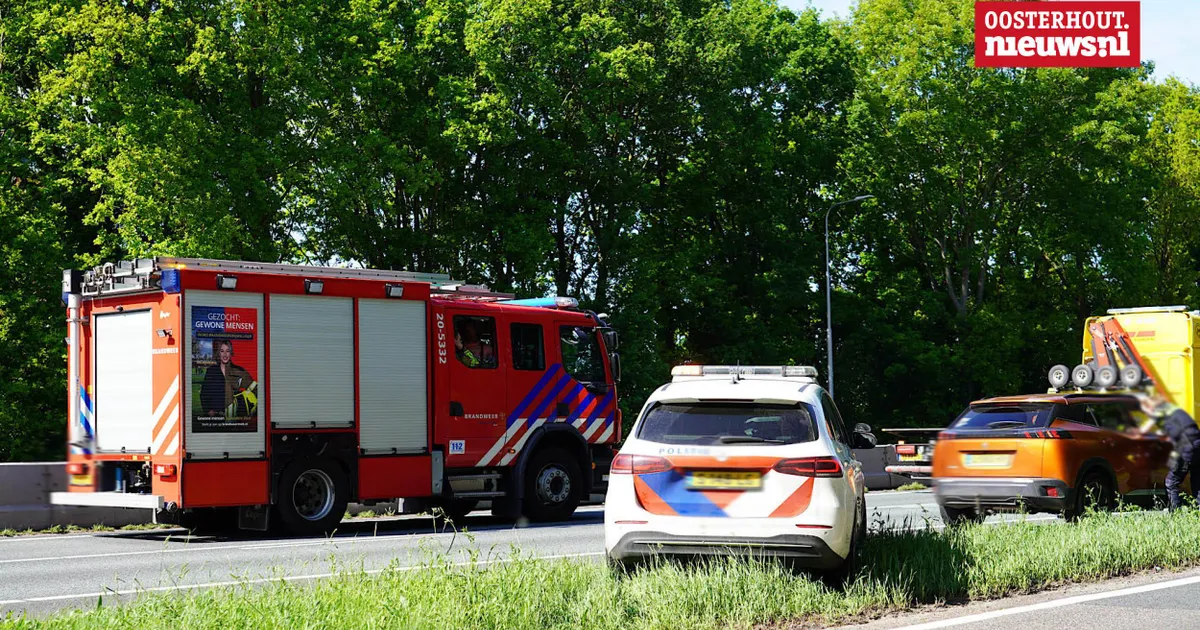 Ongeval op A27 bij Oosterhout zorgt voor lange file