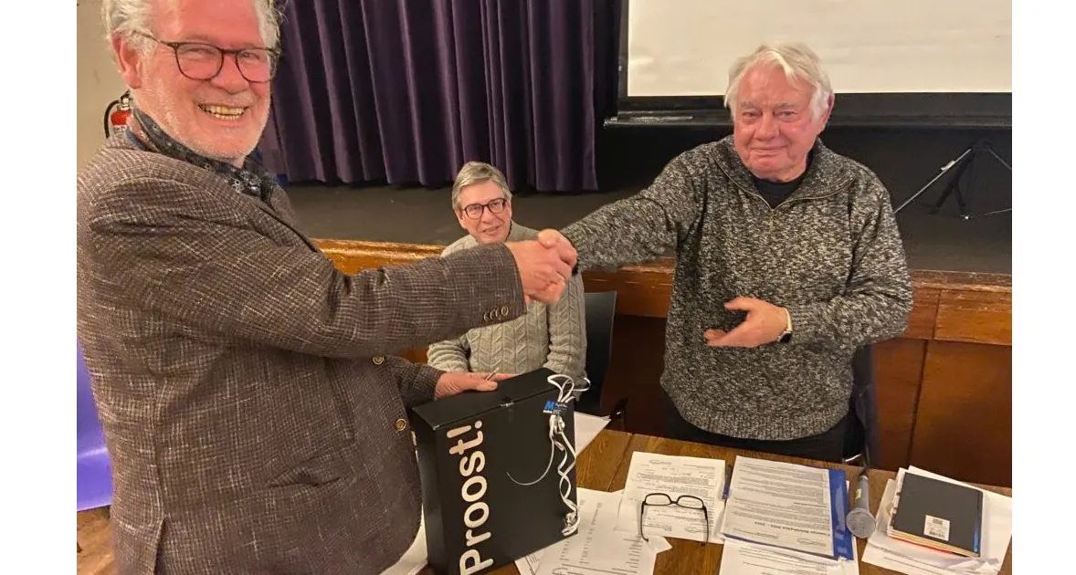 Henk Knol neemt afscheid als voorzitter historische vereniging Marithaime