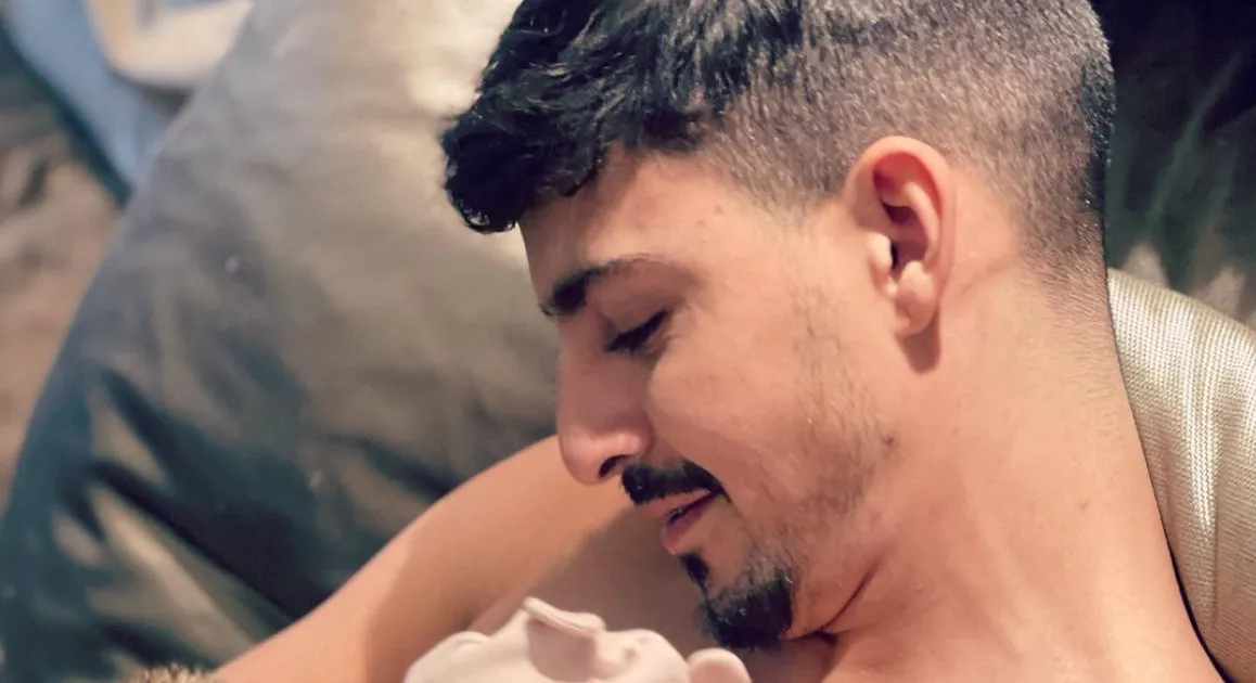 Boef maakt geboorte eerste kind bekend: "Dit is de eerste en laatste post"