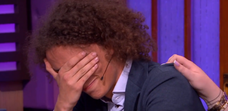 Aangrijpend: YouTuber Kwebbelkop wordt emotioneel na het zien van de ...