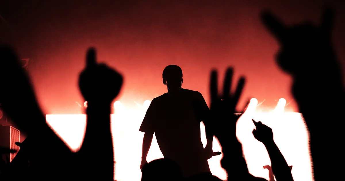 Bekende rapper krijgt mogelijk levenslange celstraf