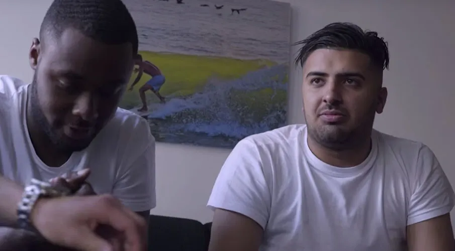 Rambo beoordeelt samen met ParraTV beginnende rappers!