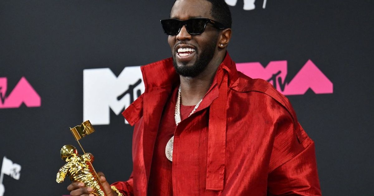 Sean 'Diddy' Combs gespot op vliegveld Miami