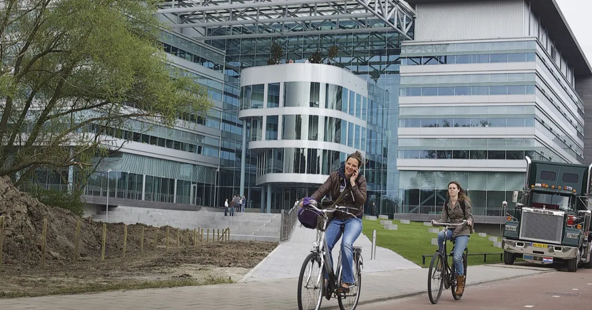 Nieuwe 'bangalijst' met Utrechtse studentes, maker onbekend