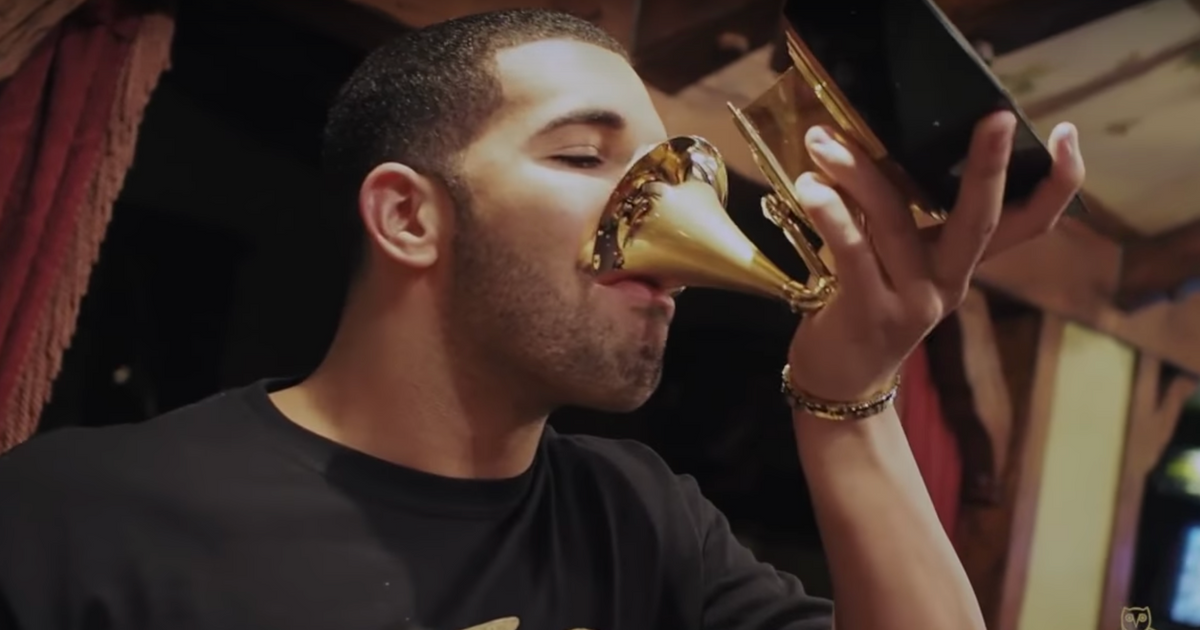 Drake presenteert zijn eigen exclusieve champagne