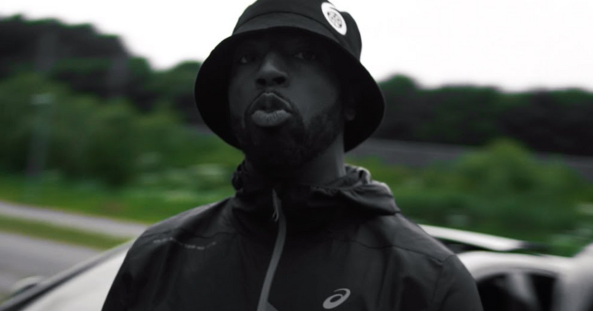 JoeyAK dropt nieuwe video 'Certified Steppers'