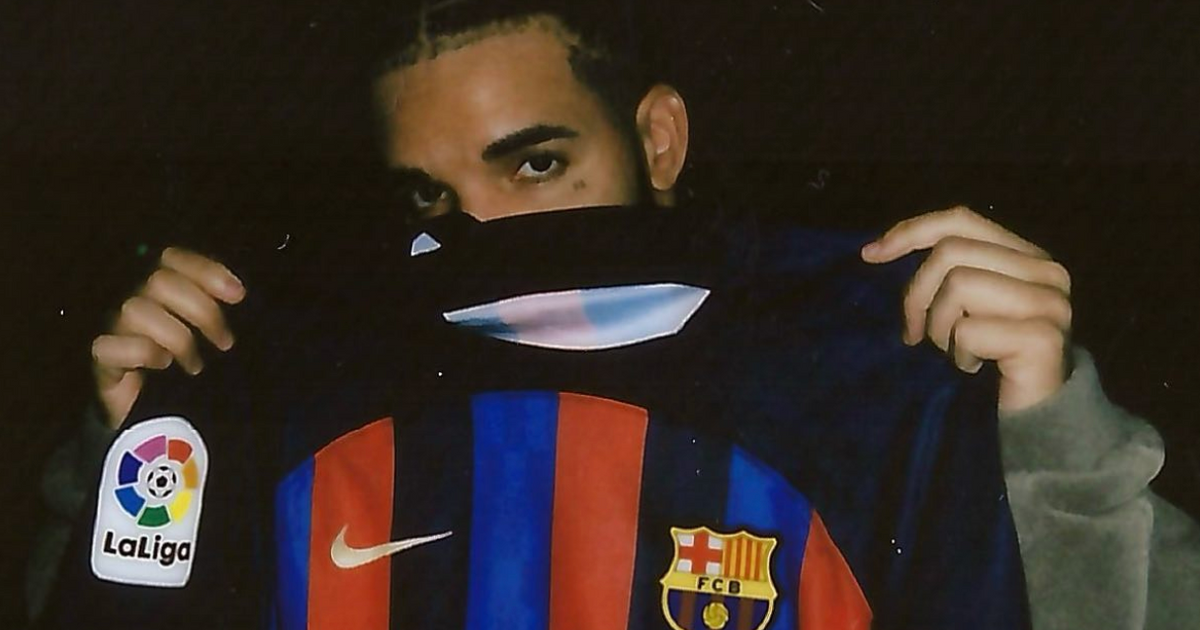 FC Barcelona speelt El Clásico in een OVO shirt ter ere van Drake