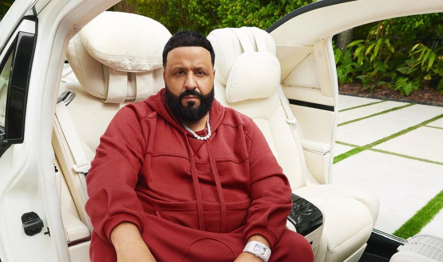 DJ Khaled staat model voor Rihanna's Savage x Fenty: "I'm born beautiful"