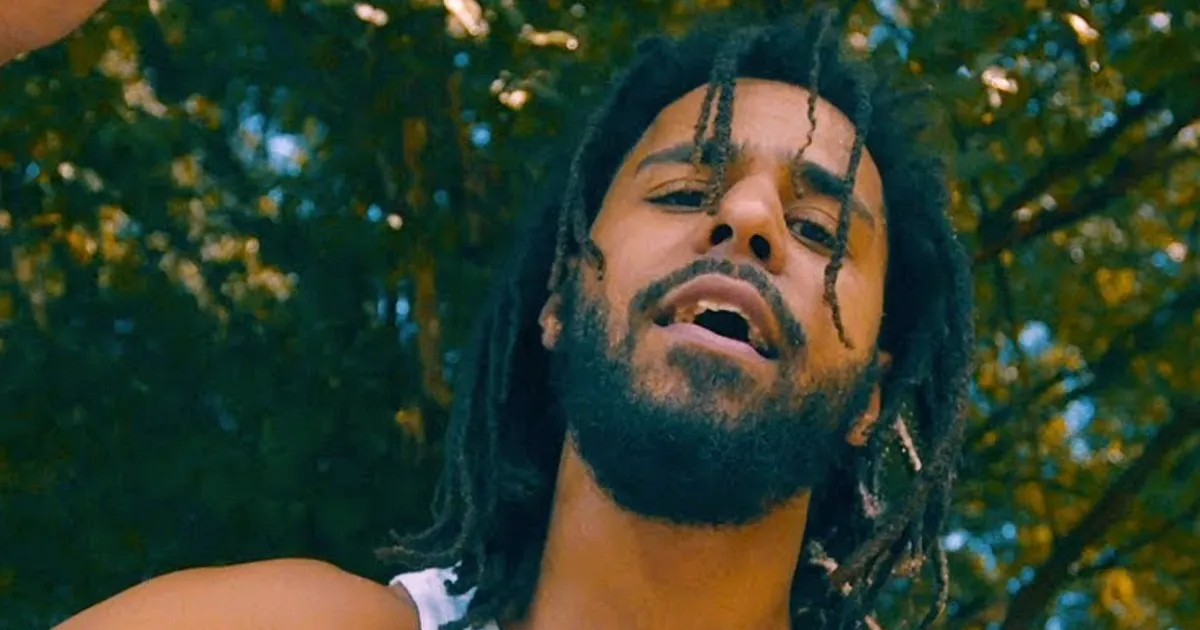 J. Cole bevestigt dat zijn nieuwe album The Fall Off onderweg is