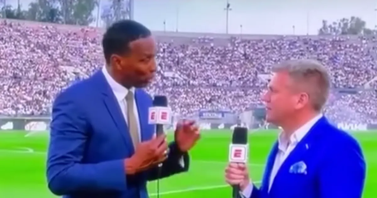 Oud-keeper en ESPN analist zakt live op tv in elkaar