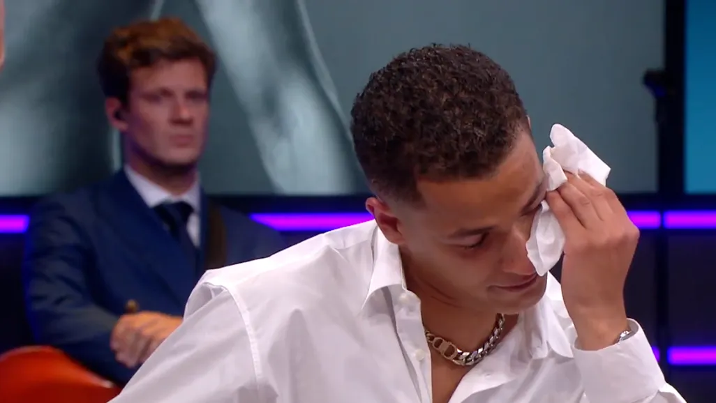 Bilal Wahib vertelt in tranen over de bedreigingen die hij kreeg: "Bij elke auto vroeg ik me af ...