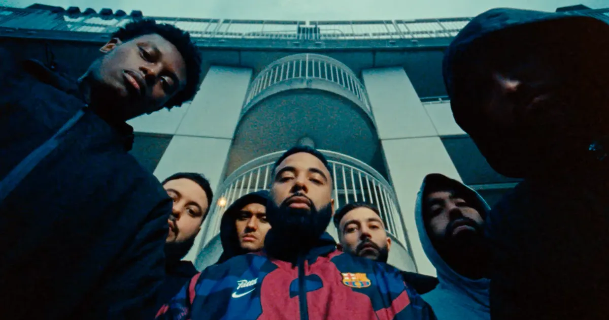 Mula B lijkt te hinten naar nieuw album terwijl het slecht met hem ...