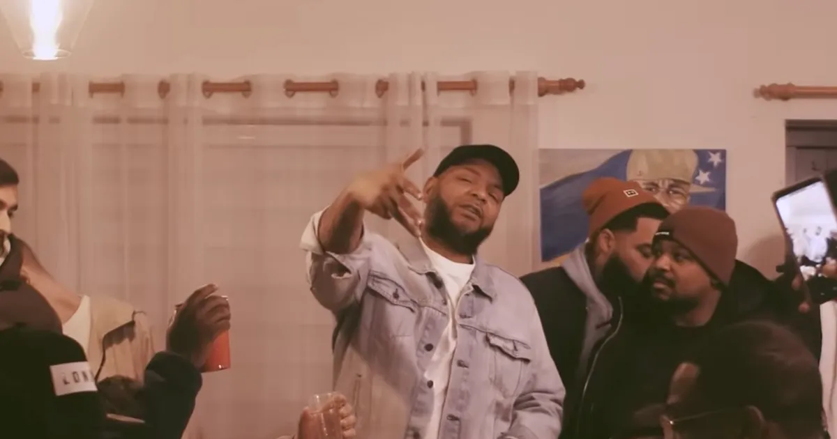 Hef bevestigt releasedate van nieuw album: "Bundy season. Iedereen ...