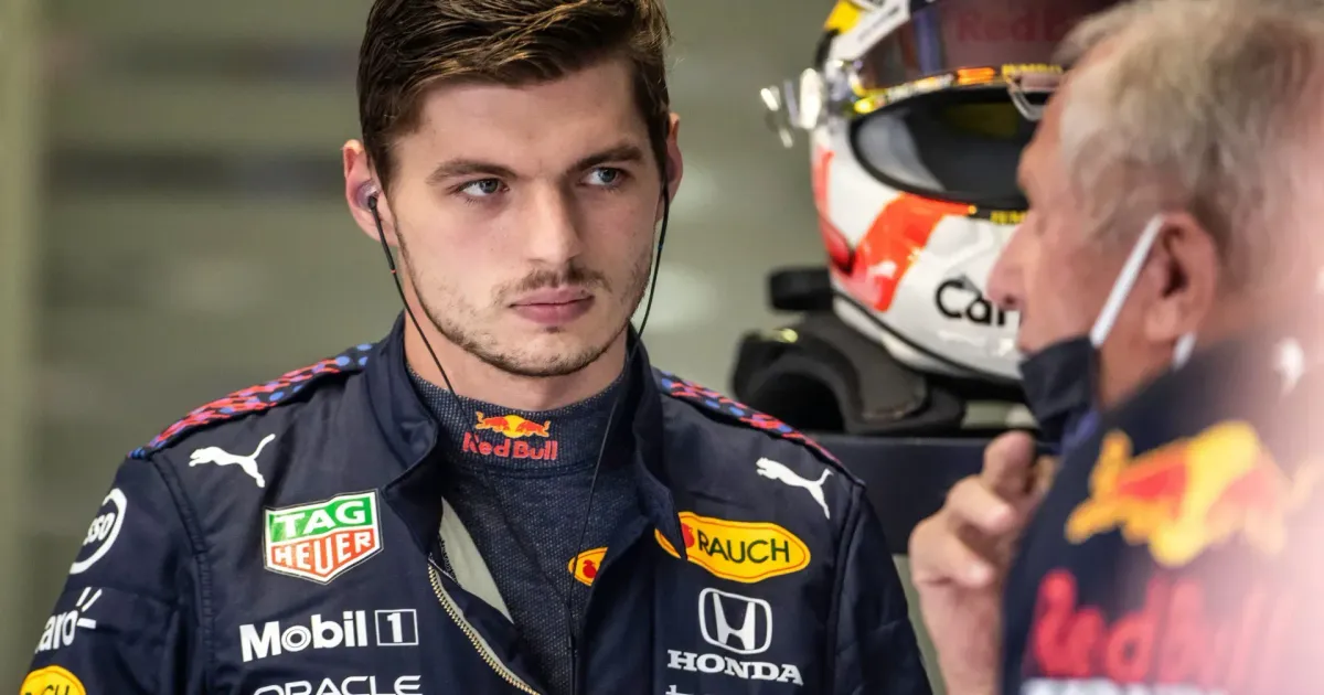 Max Verstappen gaat taakstraf in Rwanda uitvoeren en jongeren begeleiden