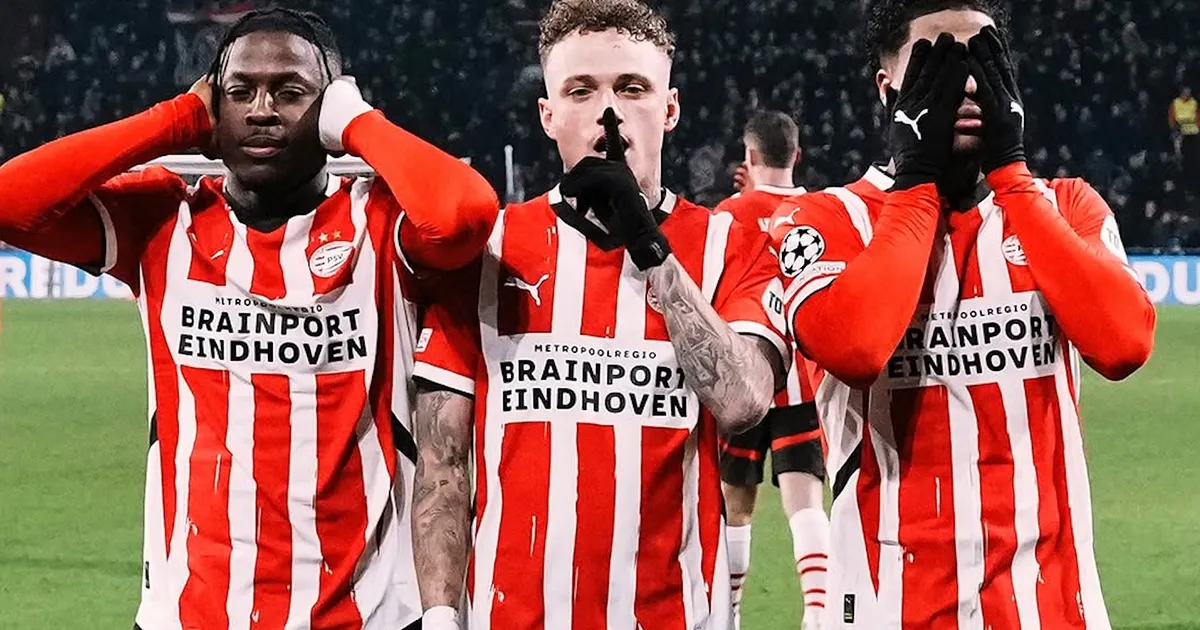Noa Lang wil weg bij PSV en maak transferwens duidelijk