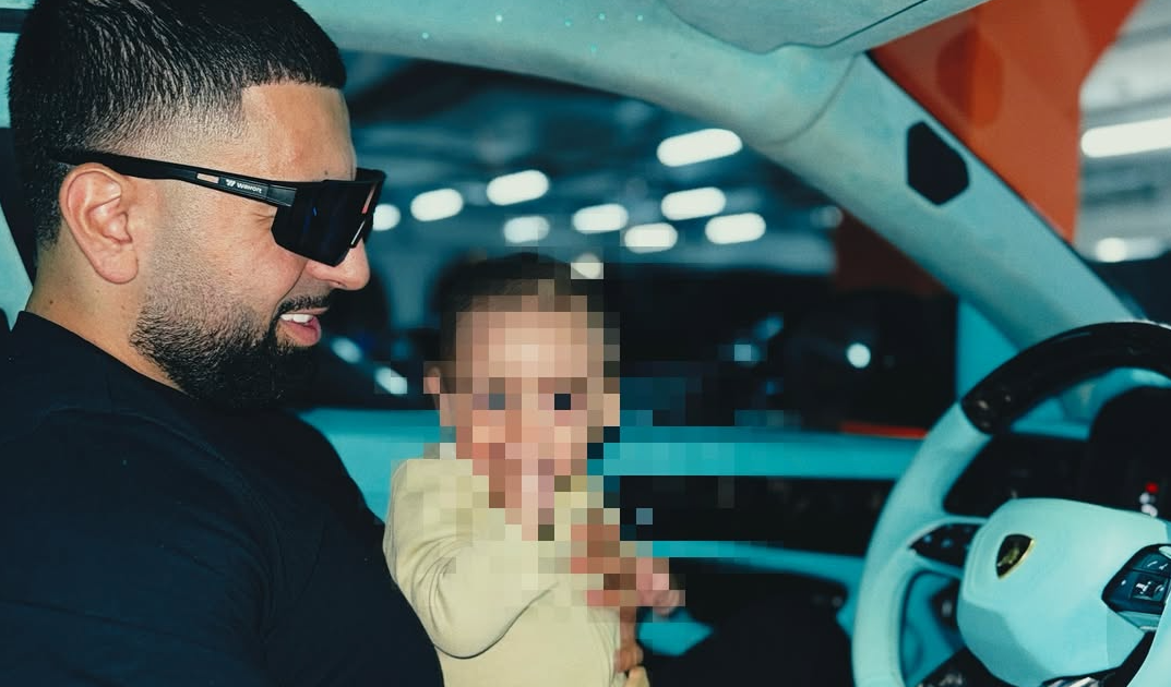 Joey Bravo verrast vrouw met Rolls-Royce Wraith van meer dan 400 ...