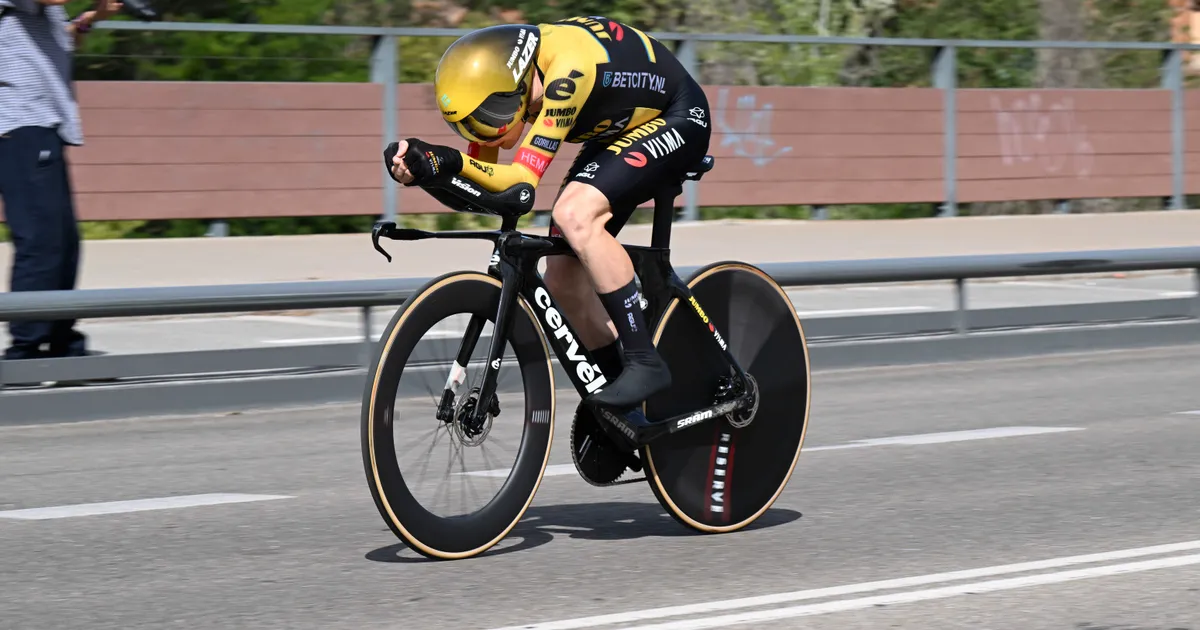 VIDEO - Starker Wind vor dem Start des O Gran Camiño: "Der Wind bewegt sogar die Lastwagen ...