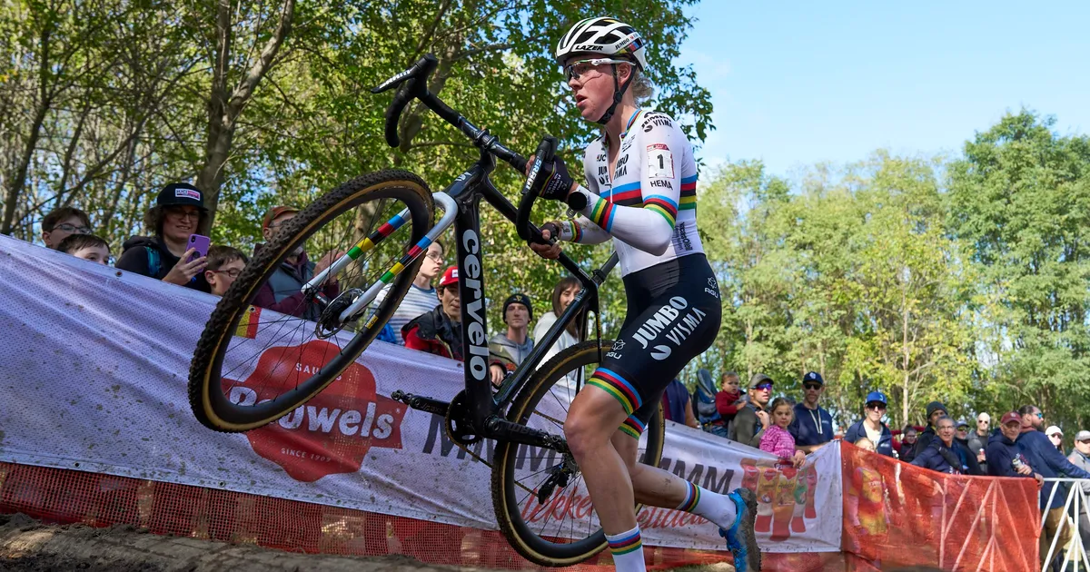 "Vielleicht der beste Kampf der Saison" - Fem van Empel freut sich, bei der Europameisterschaft ...