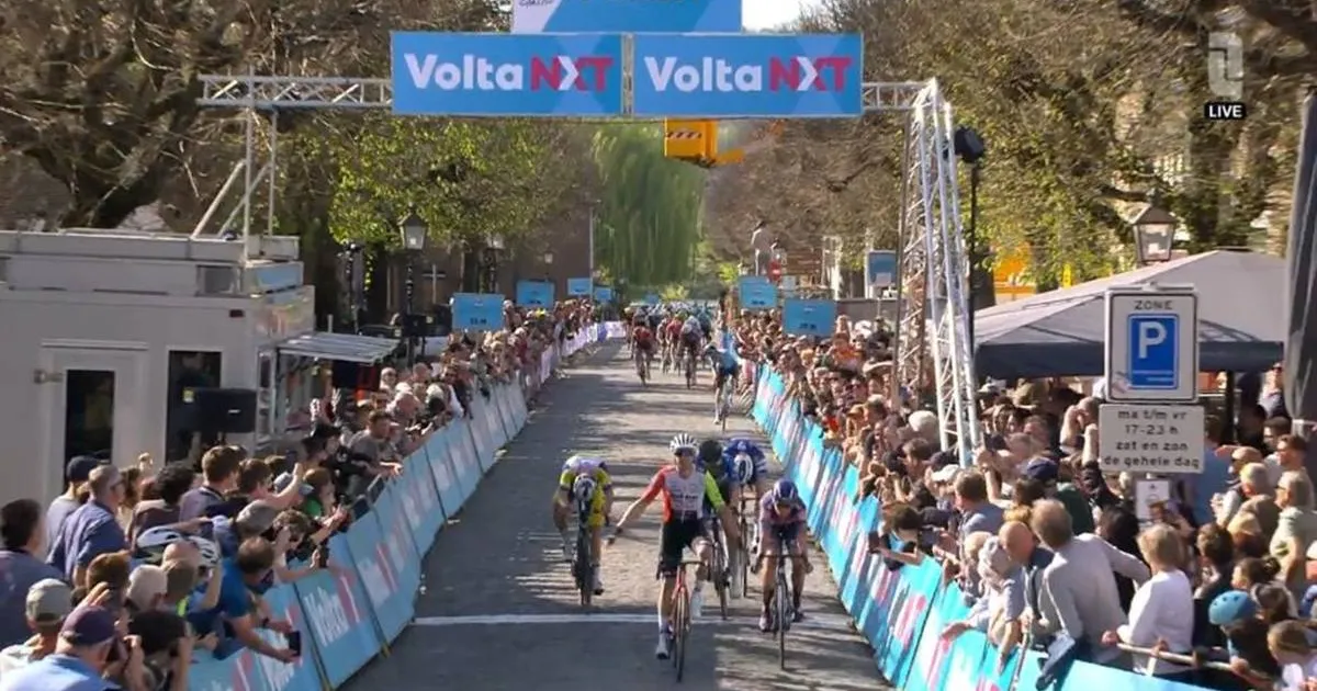 Intermarché-Wanty feiert ersten Saisonsieg: Dion Smith triumphiert bei der Volta NXT Classic 2025