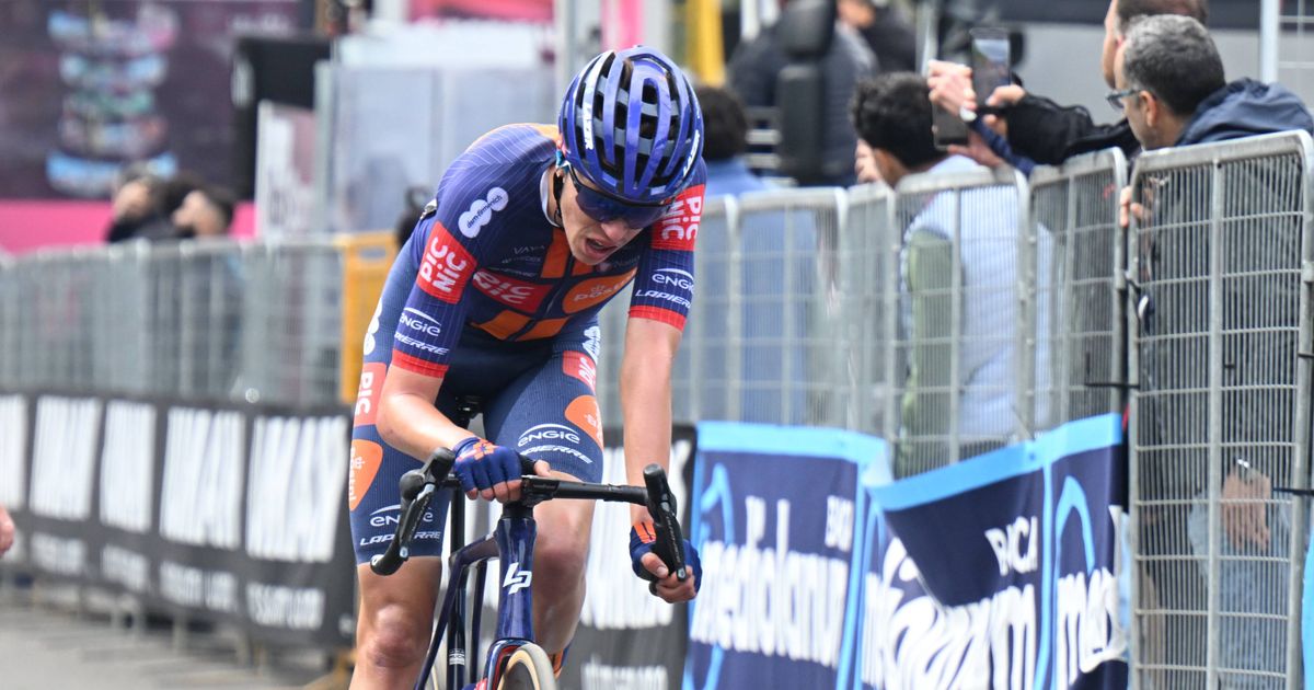 „Im falschen Moment ging alles schief“ – Max Poole verliert bei Giro ...