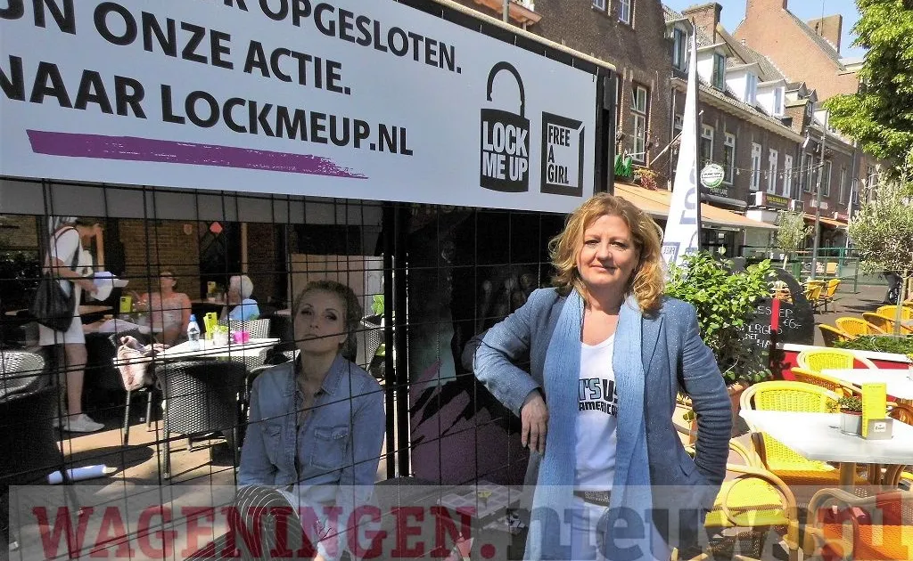 Heelsumse Hannie laat zich opsluiten voor Free A Girl