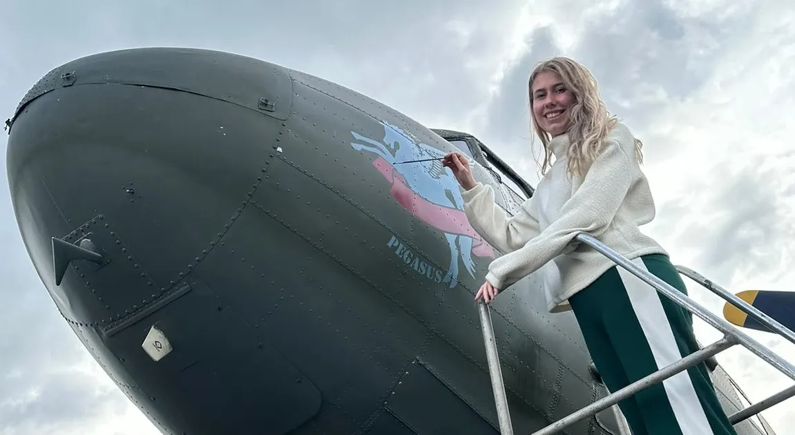 Dutch nose art WW2 Dakota: The ghost of Arnhem