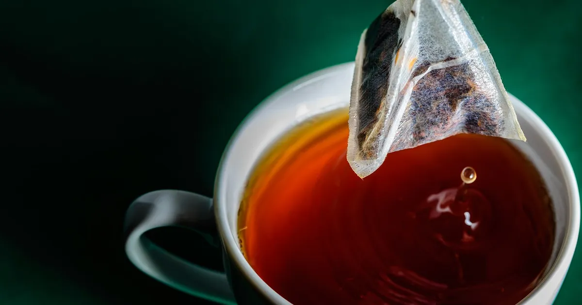 Koffiepads en theezakjes mogen nu officieel bij het gft-afval