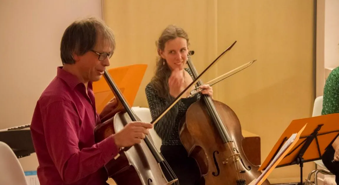 Concert celloduo Freijzer en Berman in de Kerk van Rozendaal