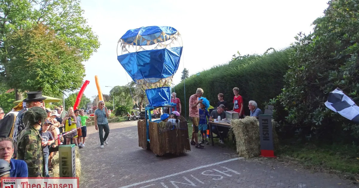 Gezellig Dorpsfeest De Steeg, 450 jaar gemeente Rheden