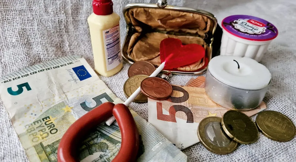 Inwoners gemeente Rheden: Trek aan de bel bij geldzorgen