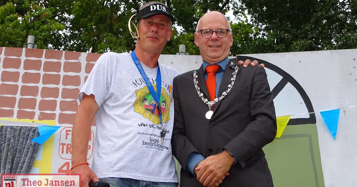 Rob van der Beek Lid in de Orde van Oranje-Nassau