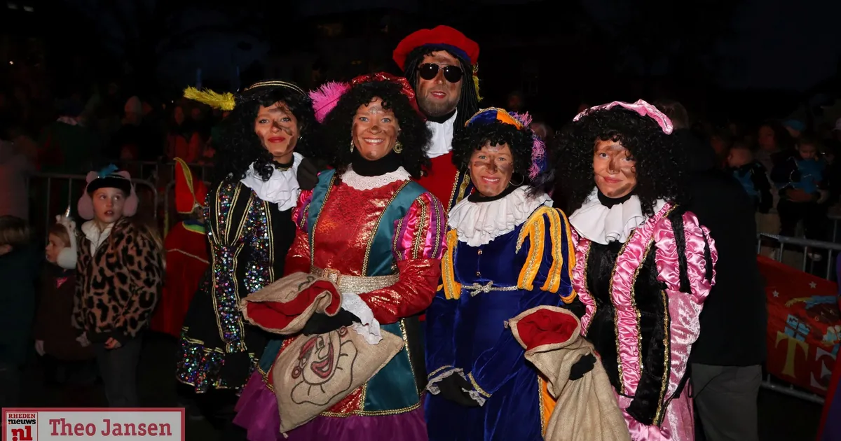 Sinterklaas zorgt voor feestelijke intocht in Velp