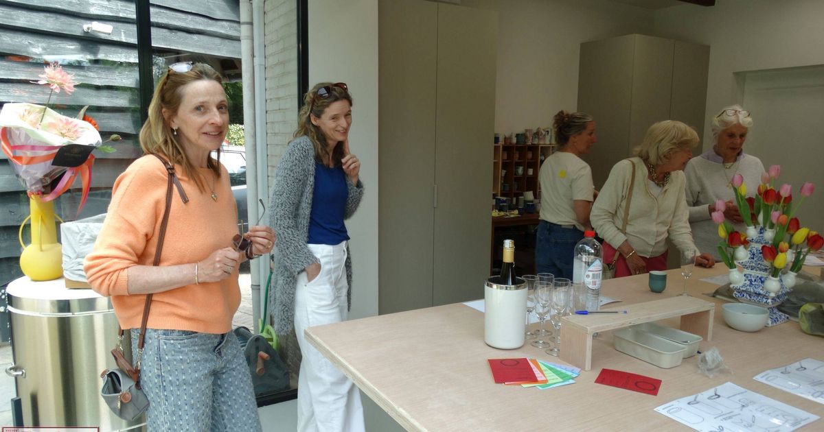 Drukke opening voor Keramiekatelier van Rebecca Nieuwe Weme in Rozendaal