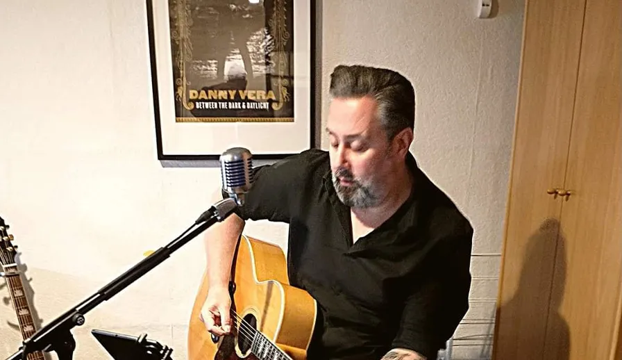 Blog: Roermondse zanger Roger Selder brengt nieuwe single uit